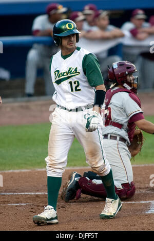 NCAA Norwich Regional- Oregon vs Florida State; Oregon infielder Jett ...