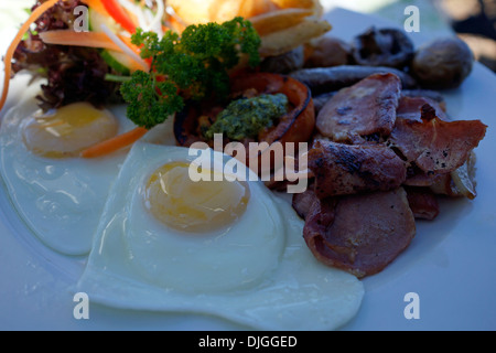 Breakfast at Avontuur Restaurant at the Avontuur Estate on the ...