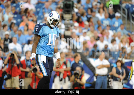 Tennessee Titans in a pre play huddle during the International Series ...
