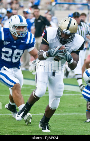 Army Black Knights running back Jordan Asberry (3) carries the ball ...