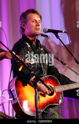 Jim Cuddy performs at the 20th annual Wellspring Henderson Hoedown ...