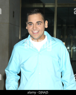 Jeremy Britt from 'The Biggest Loser' arriving at NBC for "Today' New ...