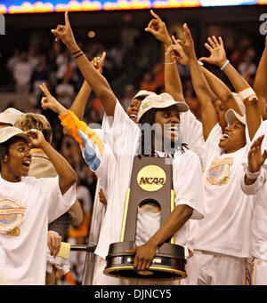 Apr 08, 2008 - St. Petersburg, Florida, USA - Head Athletic Trainer RON ...