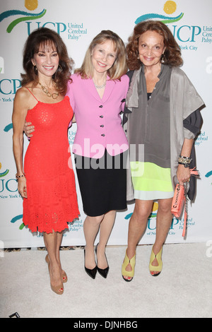 Susan Lucci Donna Hanover and Diane von Furstenberg 11th Annual Women ...