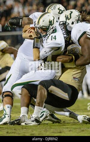 Quarterback Mike White (14) of the University of South Florida Bulls ...