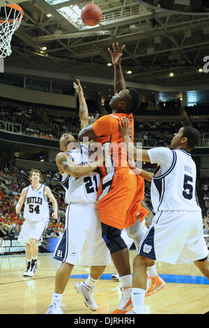Butler guard/forward Willie Veasley (21) puts up a shot against ...