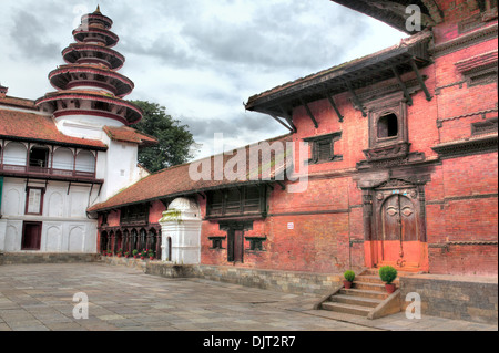 The Royal Palace complex of pagoda architecture buildings in Phnom Penh ...
