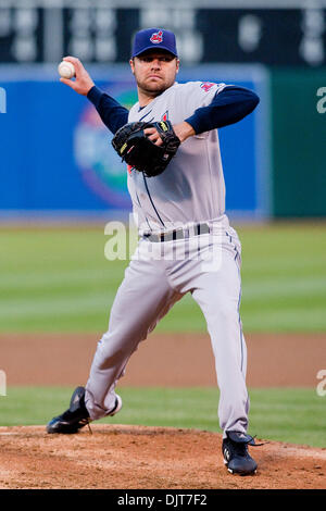 Cleveland Indians Jake Westbrook (37) pitches during their game against ...