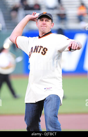 San Francisco, CA: Pittsburgh Pirates catcher Ryan Doumit (41 ...