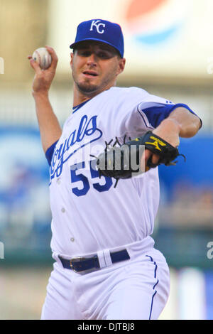 Kansas City Royals' Gil Meche pitches against the Cleveland Indians ...