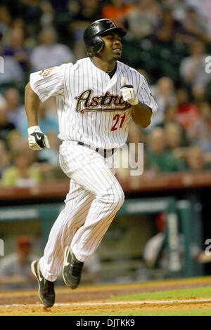 Houston Astros Outfielder Michael Bourn (21) steals second base. The Houston Astros beat the ...