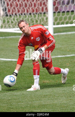 Red Bulls goalkeeper Greg Sutton (24) clears the ball during second ...