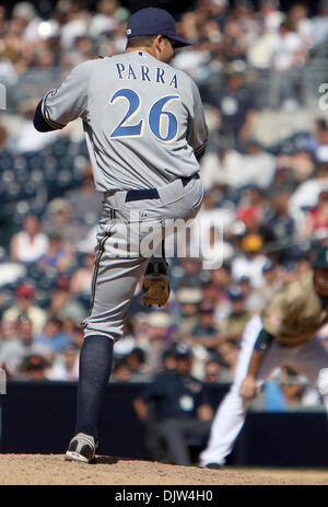 Milwaukee Brewers starting pitcher Manny Parra winds up during the ...