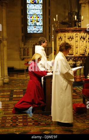 First female Bishop consecration Stock Photo - Alamy