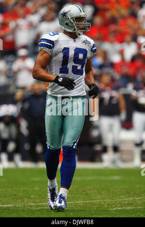 Dallas Cowboys line of scrimmage during a NFL football game against the ...