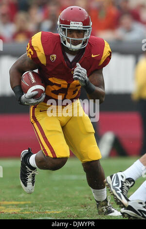 USC Trojans running back Marc Tyler (26) runs with the ball during the ...