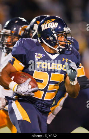 Oct. 16, 2010 - Toledo, Ohio, United States of America - Kent State ...