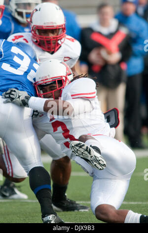 Miami (OH) Redhawks defensive back Michael Dowell (21) during an NCAA ...