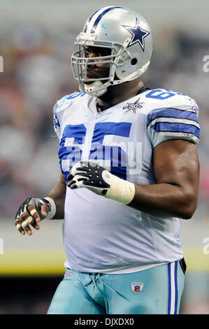 Dallas Cowboys center Andre Gurode (65) before an NFL football game ...