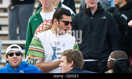 Young North Carolina fans enjoy watching the team warm up before an ...
