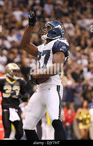 Seattle Seahawks Ben Obomanu in action in the first half of an NFL NFC ...