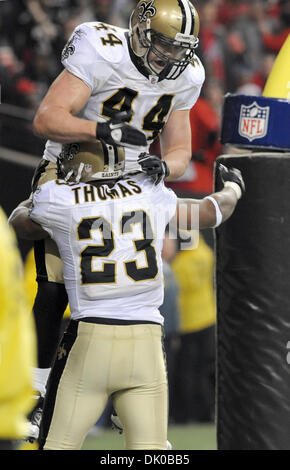 New Orleans Saints fullback Erik Lorig (41) pulls in a pass during mini ...