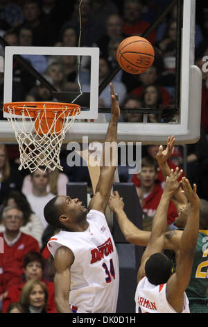 Dec. 29, 2010 - Dayton, Ohio, U.S - George Mason Patriots forward Ryan ...