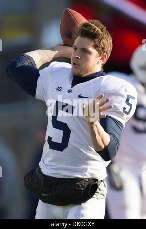 Penn State quarterback Tyler Ferguson (5) calls signals at the line of ...