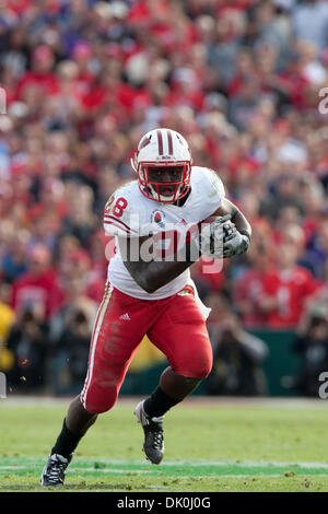 Wisconsin Badgers running back Montee Ball (28) scores a touchdown ...