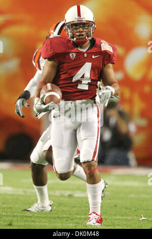 Miami, FL: Stanford Cardinal receiver Caden High (0) runs with the ball ...