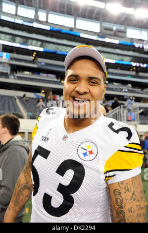 Pittsburgh Steelers center Maurkice Pouncey (53) snaps the ball to ...