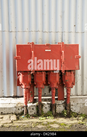 Old electrical connections Stock Photo - Alamy