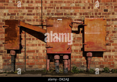 Old electrical connections Stock Photo - Alamy