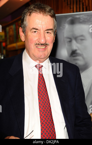 Only Fools and Horses' Actor John Challis aka 'Boycie' makes an in ...