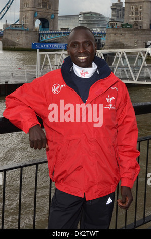 Emmanuel Mutai ( Kenya - Virgin London Marathon Mens Champion 2011 ...