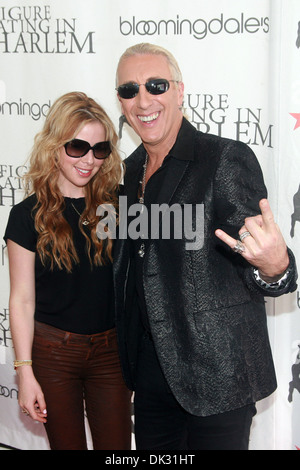 Tara Lipinski and Dee Snider 2012 Skating with Stars gala at Wollman ...