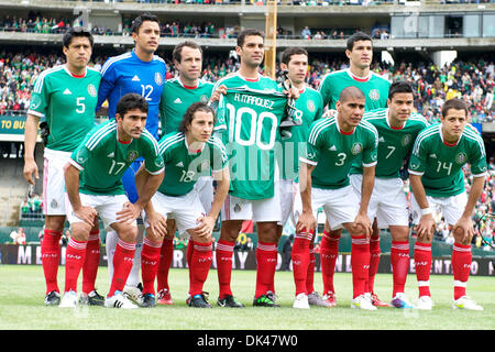 Paraguay starting eleven pose before the World Cup Group D soccer match ...