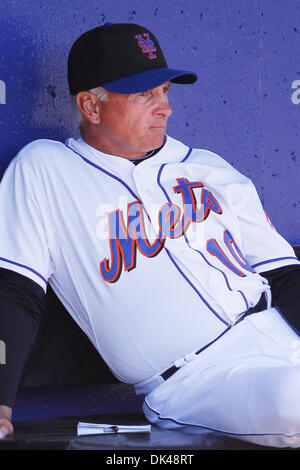 New York Mets Grapefruit League hat on a fielding glove during an MLB ...