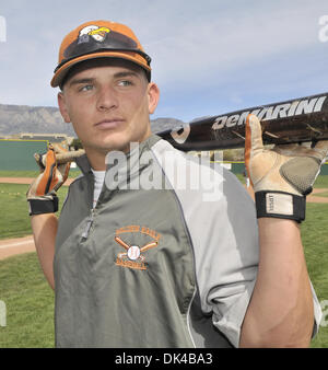 Mar. 30, 2011 - Albuquerque, NM, U.S. - Greg Sorber -- Eldorado's Josh ...