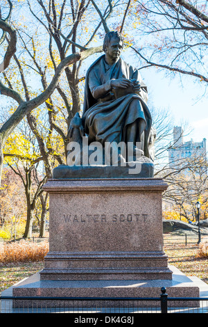 Statue of Walter Scott In Central Park. Bronze statues of famous ...
