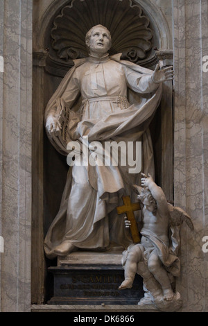 Statue of Saint Camillus de Lellis inside Saint Peter's basilica in the ...