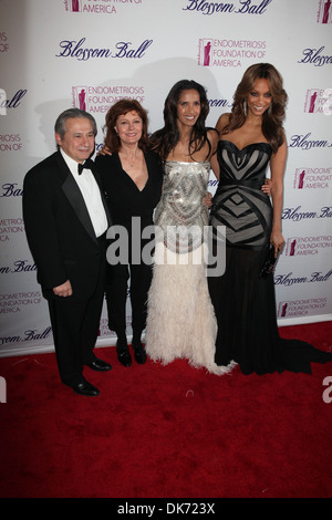 Tamer Seckin Susan Sarandon Padma Lakshmi Tyra Banks Endometriosis ...