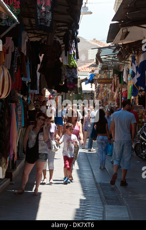 Tourist shop in Plaka district under Acropolis hill Stock Photo - Alamy