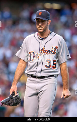Detroit Tigers Justin Verlander leaves the game during the seventh ...