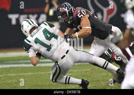 Houston Texans linebacker Bryan Braman runs to the practice fields for ...