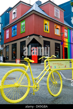 Colourful shops Austurstraeti, Reykjavik, Iceland Stock Photo - Alamy