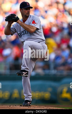 Kansas City Royals pitcher Tim Hill delivers to the Tampa Bay Rays ...