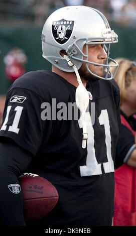 New Orleans Saints place kicker Charlie Smyth (39) kicks a field goal ...