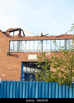 Demolition of the last Foden, truckmakers factory plant in Elworth ...