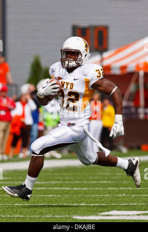 Sept. 17, 2011 - Bowling Green, Ohio, U.S - Bowling Green Falcons ...